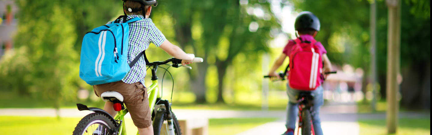 7 tips voor een veilige reis naar school | Klaverblad Verzekeringen